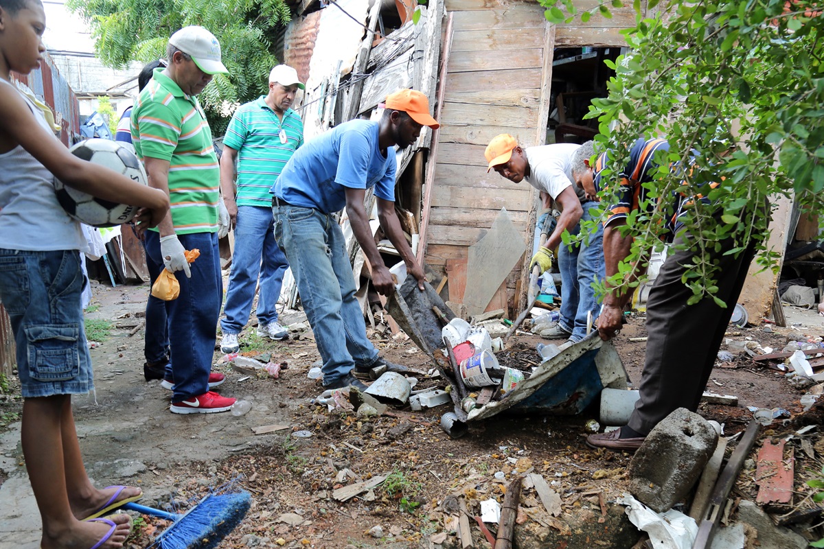 Engaging communities to sustain dengue vector control