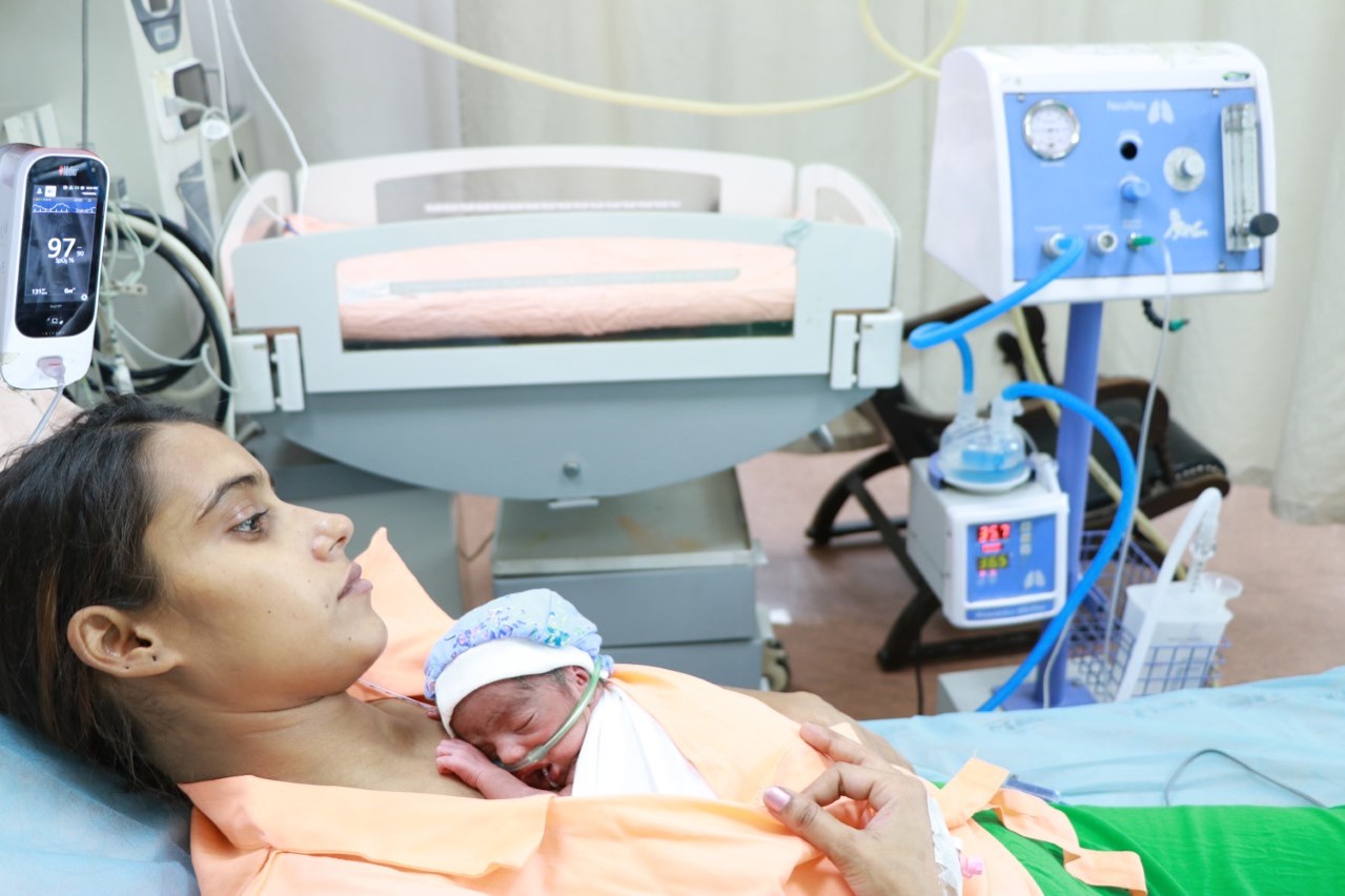 Mother Newborn Care Unit: An innovation in care of small and sick newborns