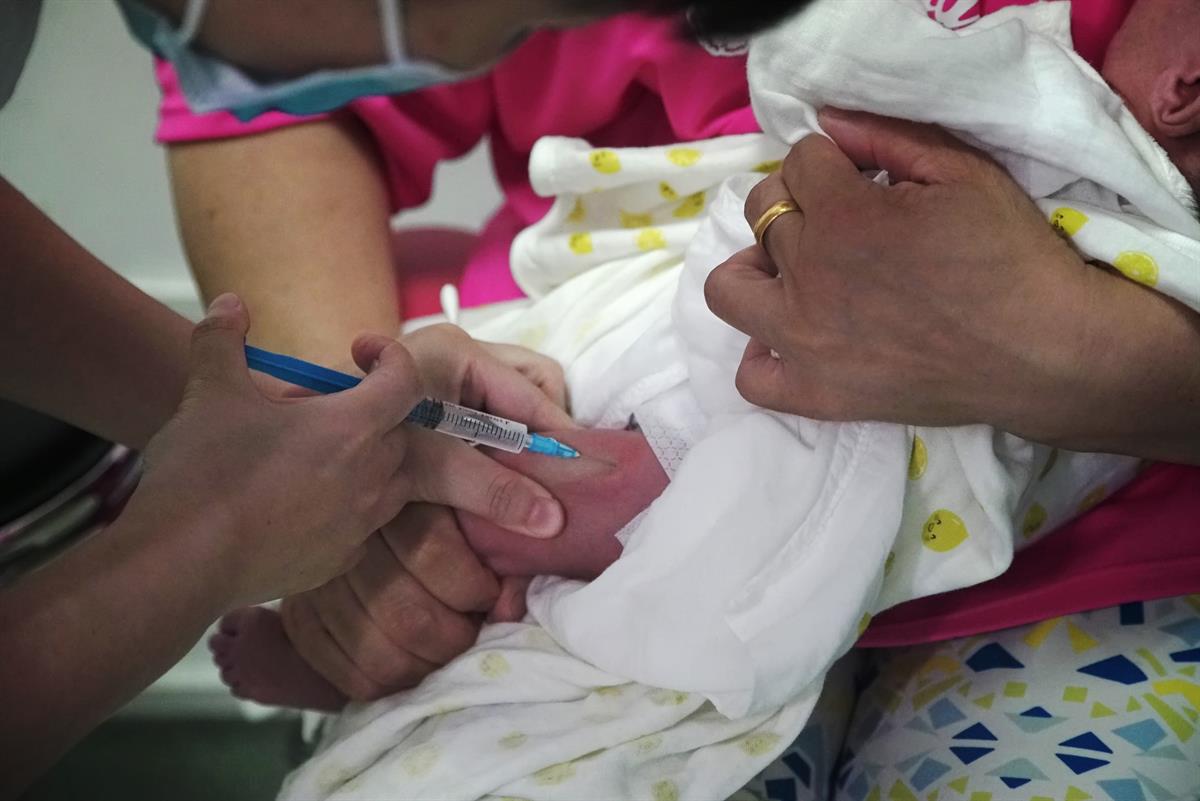 Immunizations Save Lives